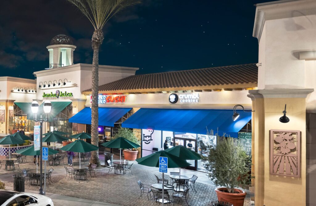 Crumbl Cookies - Citrus Plaza